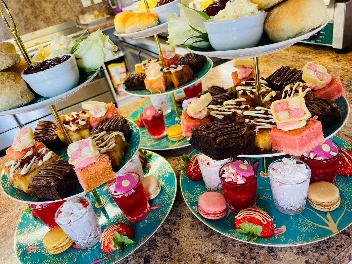 What Makes the Perfect Afternoon Tea? - Double Gate Farm